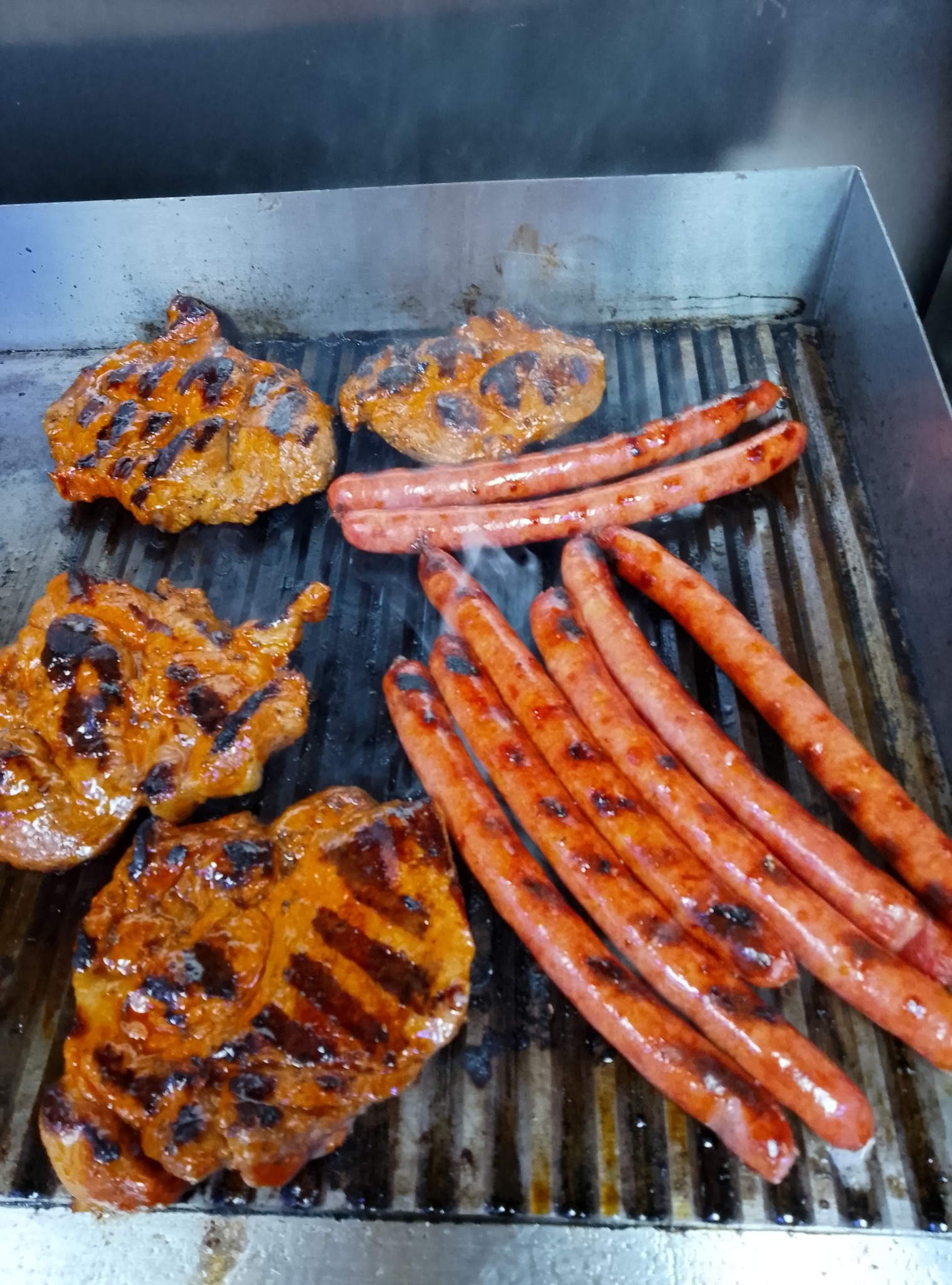 Mario's Supermarket Shawarma - Authentic Romanian Food in Dudley DY1 1QQ