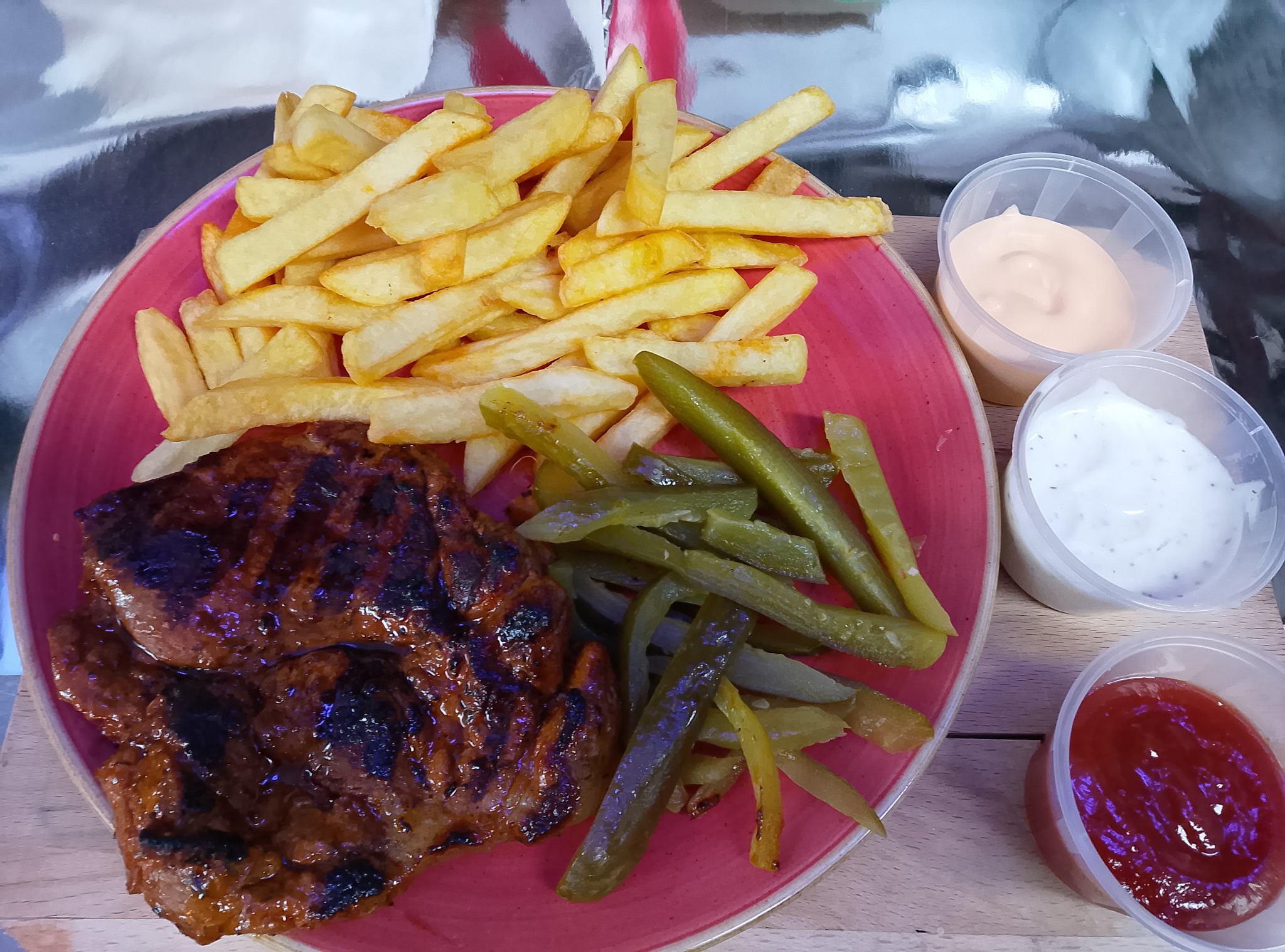 Mario's Supermarket Shawarma - Authentic Romanian Food in Dudley DY1 1QQ
